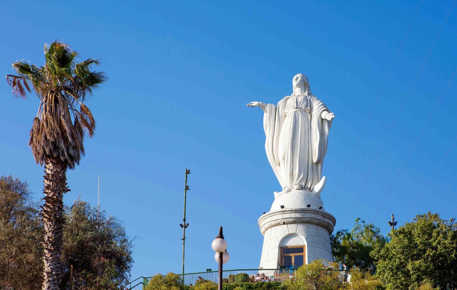Visitar el Cerro San Cristóbal en Chile: 8 atractivos de este lugar
